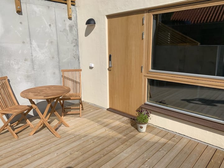 Nvl Apt, Emplacement Parfait, Terrasse & Parking - Täby