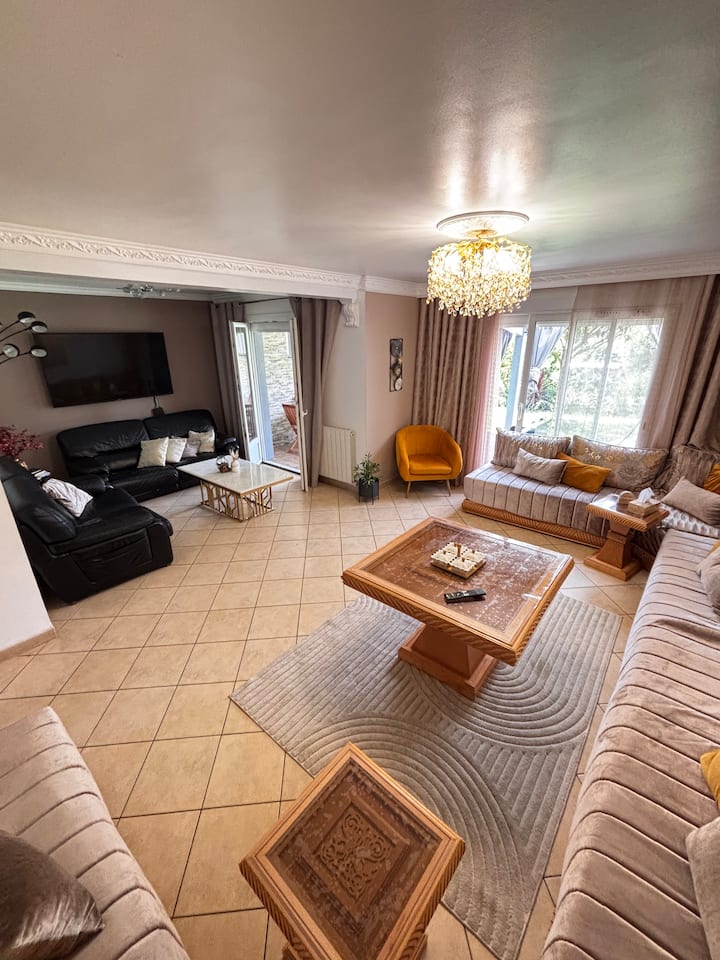 Maison Chaleureuse Et Familiale - Anglet