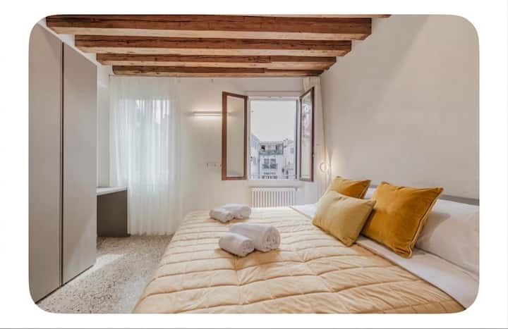 San Matteo Rialto Terrace Apt - Wenecja