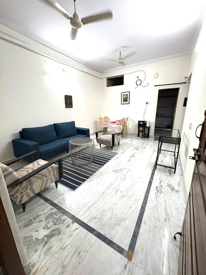 Budget Friendly 2bhk, Good For Upto 4 Guests - Hyderabad
