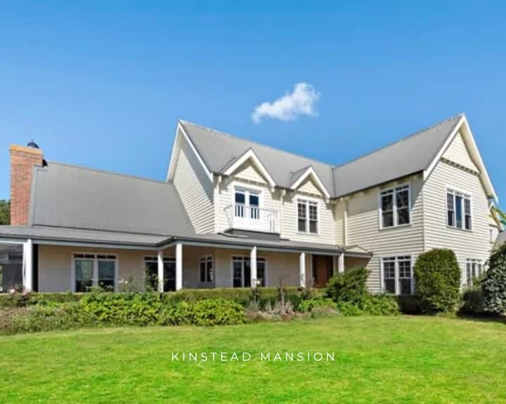 Modern Country Escape @ Kinstead Mansion - Warragul