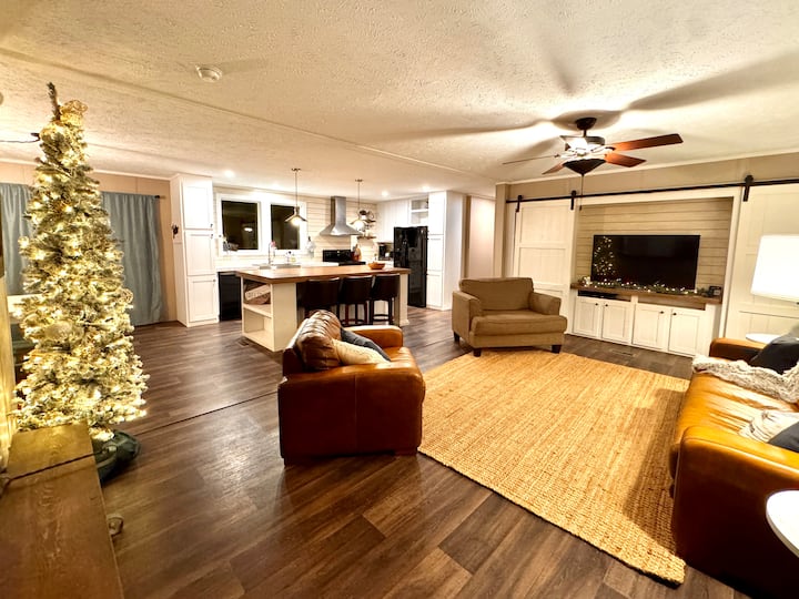 New! The Field House At Apple Trail Farm - Franklin, NC