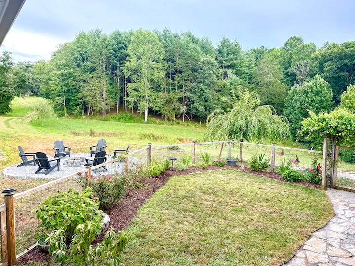 New! The Field House At Apple Trail Farm - Franklin, NC