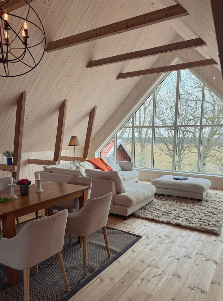 Gum Farmhouse · A Rebuilt Stable On Kinnekulle - Suède