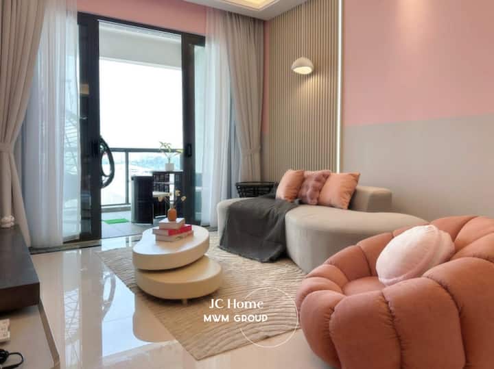 Rosewood Vacation Home | Walks To Ciq Rnf Phase 2 - Johor Bahru