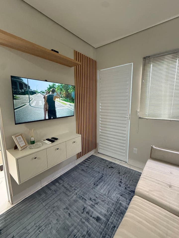 105| Apto Novo Com Ar Na Sala - Cuiabá