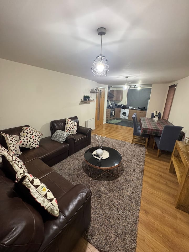 Home For Holiday Makers - Glasgow