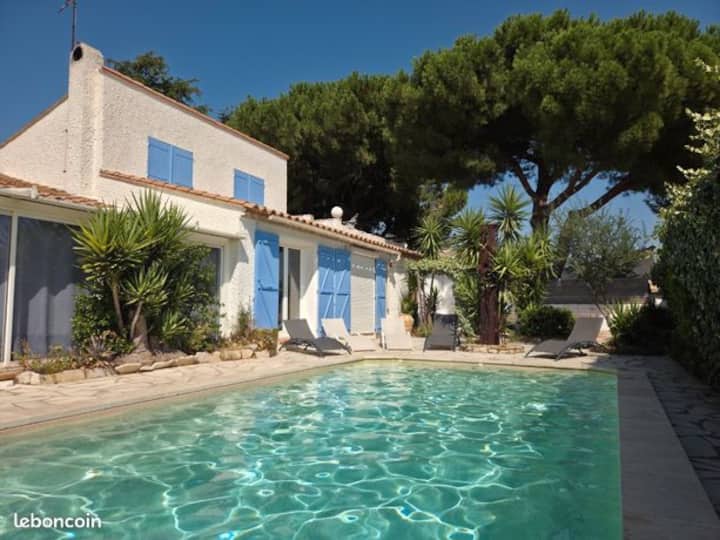 Villa 12 Pers  Piscine Privée  15 Min Des Plages - ナルボンヌ