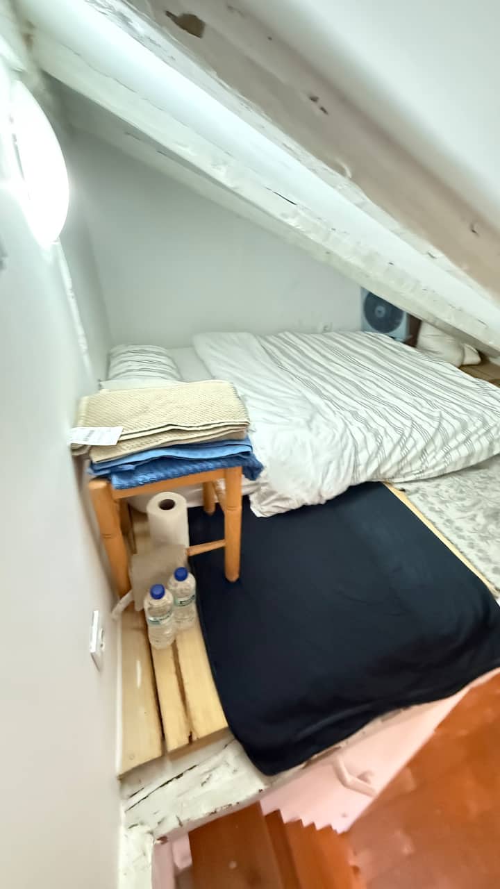 Habitación Mediana Altura Centro - Madrid