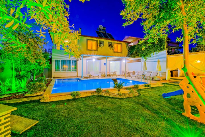 Villa Aydeniz
Fethiye Muğla - 費特希耶
