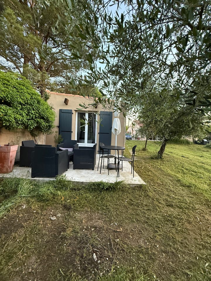 Charmant Studio Aix En Provence
En Campagne - Aix-en-Provence