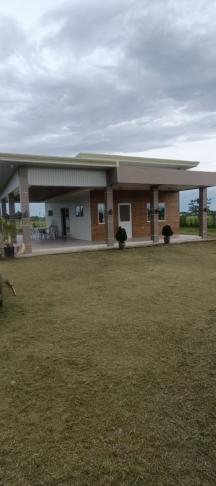 Da Farmville Transient House - Bataan
