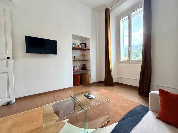 Charmant T2 Climatisé Wifi Centre Ville De Sartène - Sartène