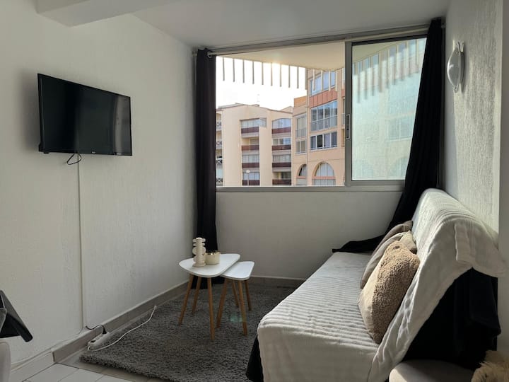 Joli Appartement 300m De La Mer - Agde
