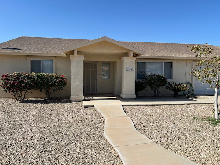 Desert Retreat 4br | King Bed + Rv Pkg | Near Mcas - Yuma, AZ