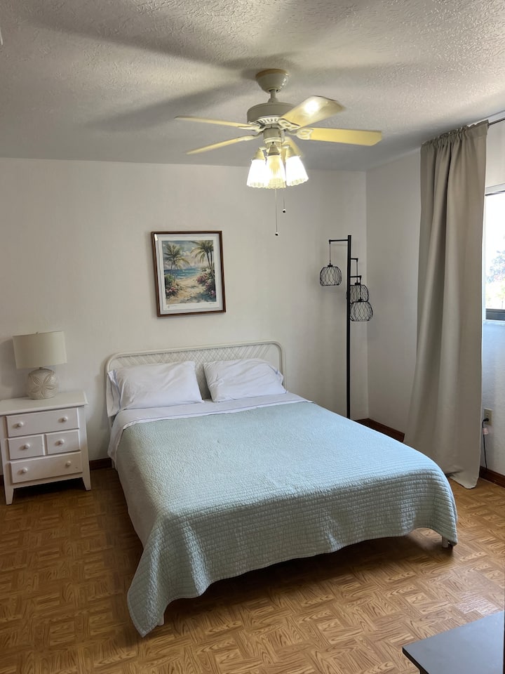 Room/private Bath-weeki Wachee - Spring Hill, FL
