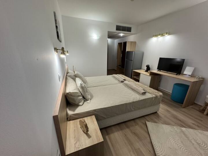 Royal Marina Beach Studio - Chernomorets