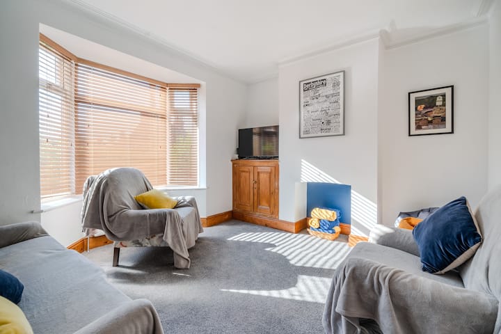 9nqs
A Comfortable Home In Chesterfield - Chesterfield