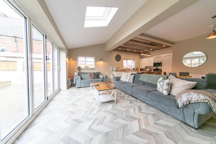 Villa Rose By Holiday Heim - Lytham St Annes