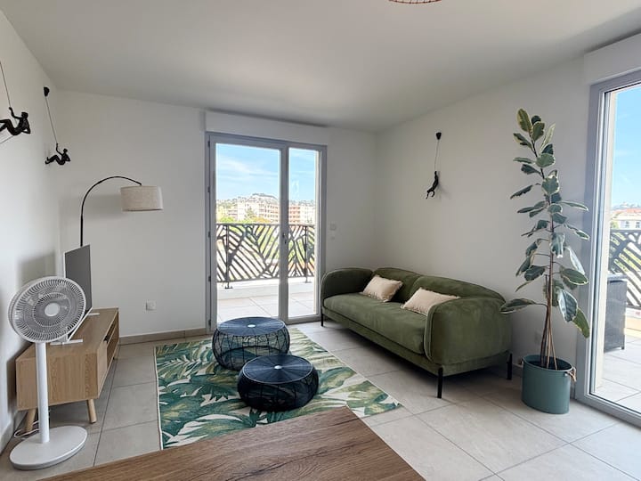 3 Pièces Neuf Tout éQuipé Avec Terrasse Et Parking - Le Cannet