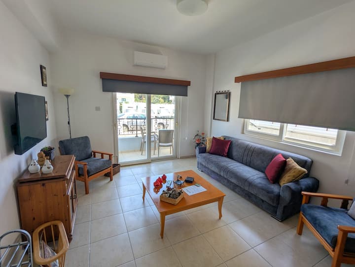 Fridas 2 Bedroom Luxury Apt - Famagosta
