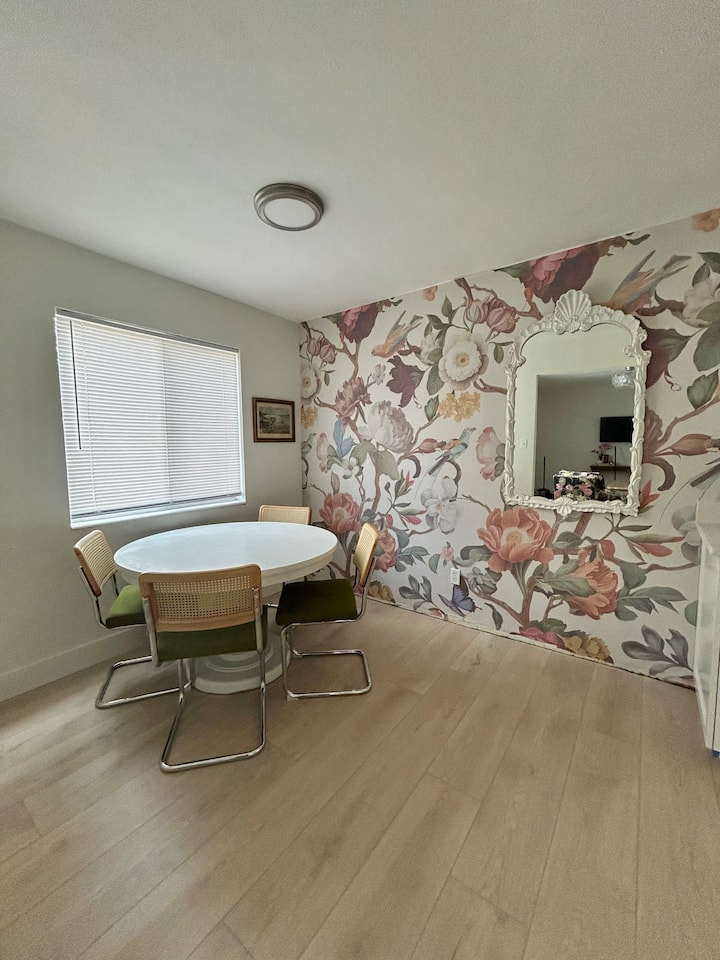 Welcome To Palm Ivy! 10 Min Walk To Fsu Stadium. - Tallahassee, FL