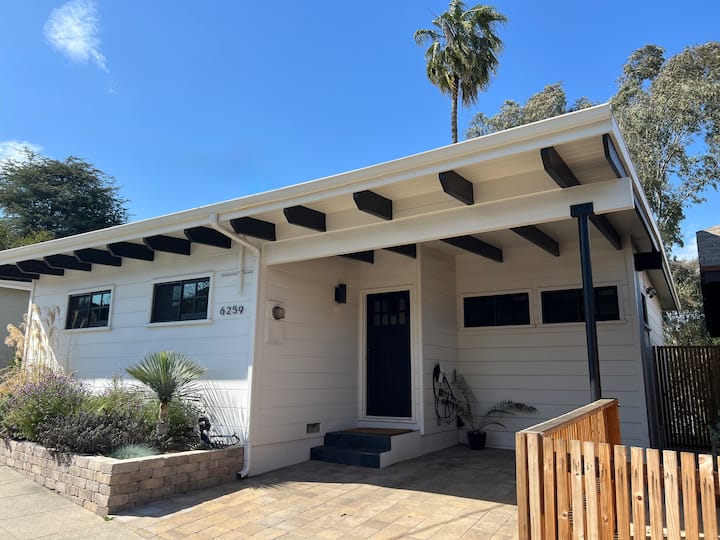 Highland Park Hideaway - Los Angeles, CA