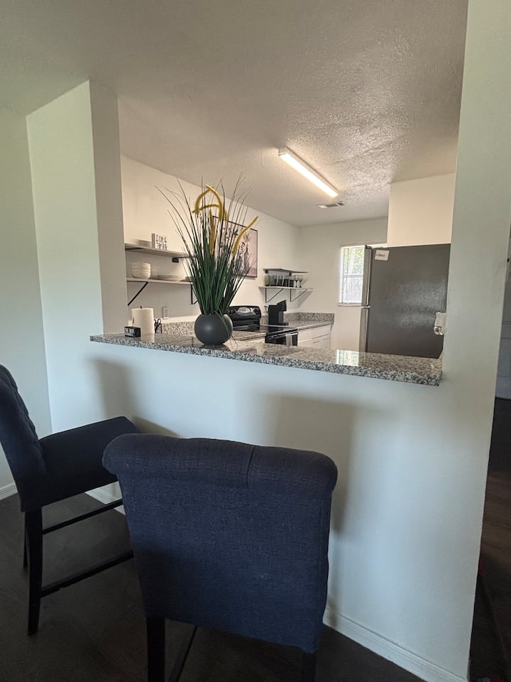 Lakeside Comfy Townhome - Titusville, FL