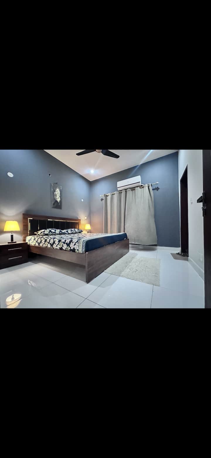 Luxury Family House With Btk - カラチ