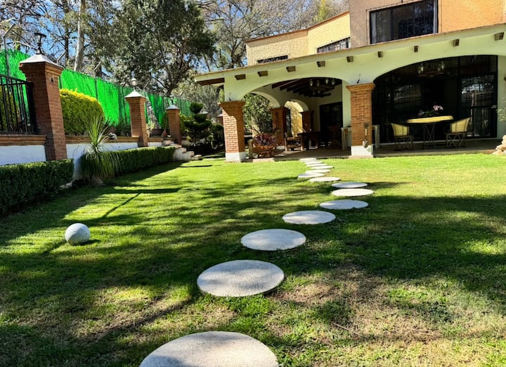 Linda Casa Grande Con Alberca - Tequisquiapan