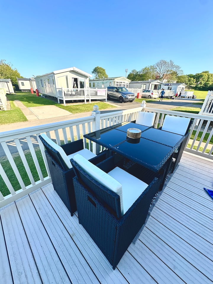 Primrose Valley Luxe Stays - Static Hire - Filey