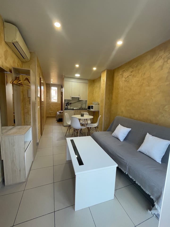 Acogedor Apartamento Moderno Centro - Universidad Francisco de Vitoria