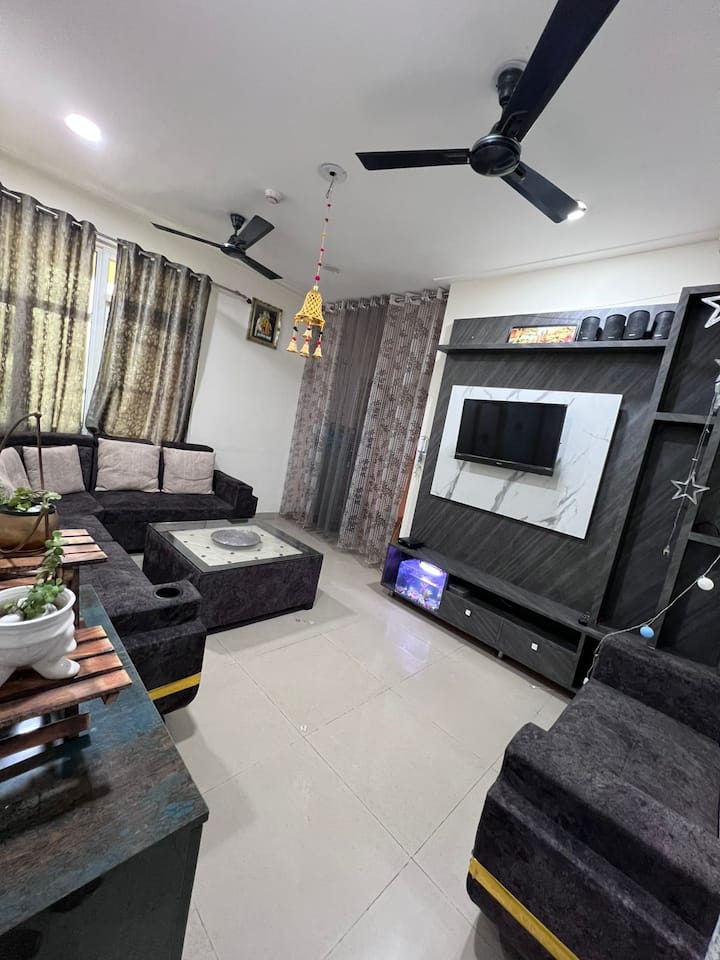 Night View Apartment - Ghaziabad