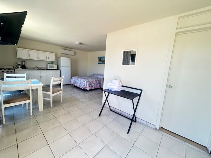 Acogedor Estudio, Cochera Eletrica,seguro Céntrico - Mexicali