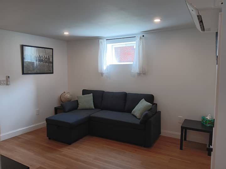 Stylish 2br W/ Backyard | 25 Min To Nyc | Sleeps 6 - Country Club, NY