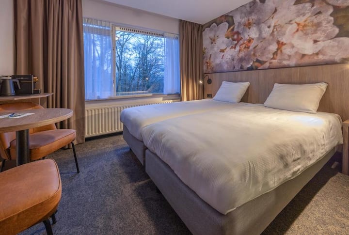 Experience Calm! Sauna, Pool & Forest Views - Groesbeek