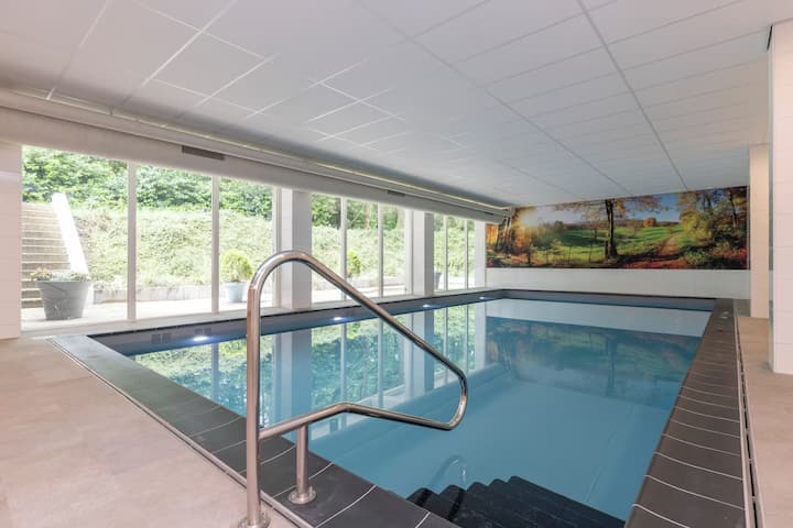 Serene Getaway With Onsite Dining And Indoor Pool! - Groesbeek