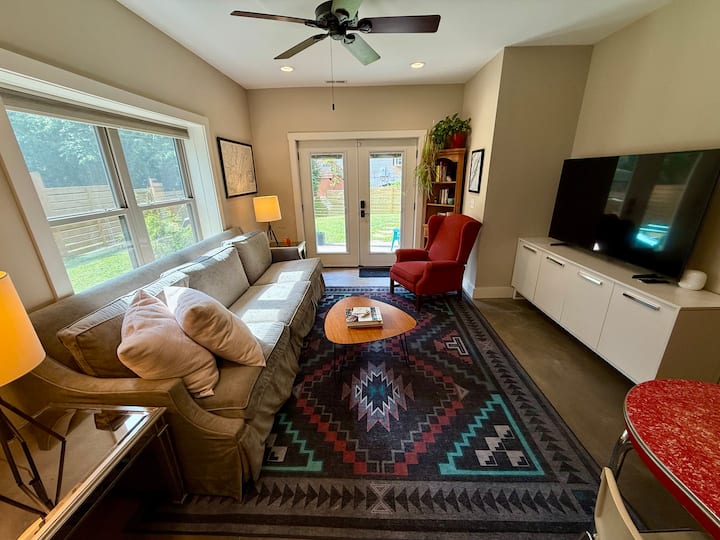 Comfy Guest Suite In West Asheville - Asheville, NC