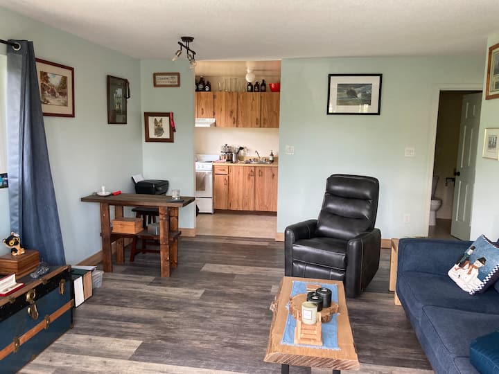 Work & Ride Basecamp | 1br Gem - Duncan