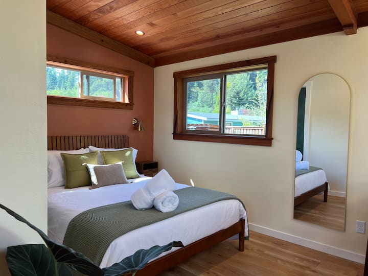 La Maisonnette-arcata-close To Town, Hot Tub - Blue Lake, CA