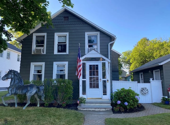 Saratoga Summer Home! - 새러토가스프링스