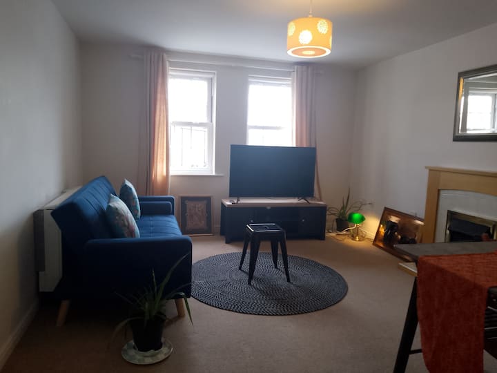 2 Bed Flat- Self Contained - Ely