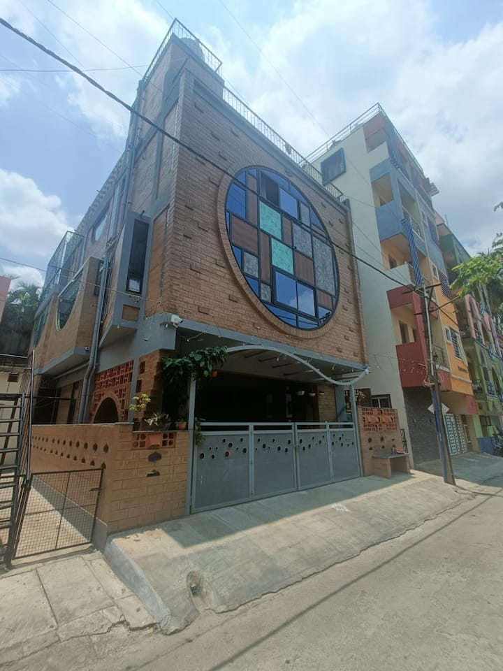 Sampurna5 Homestay - Bangalore