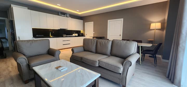 Big 3 Br Apartment Near Central - Phuket