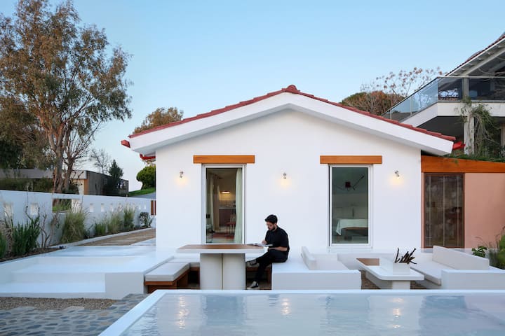 73 Yalıkavak L Yeniden Tasarlanan Bir Sahil Evi - Yalıkavak