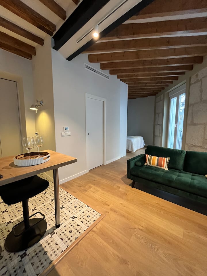 Encanto Y Modernidad En Alicante - Alicante