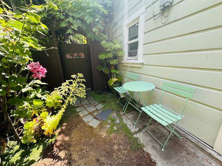 Temescal 2br Gem – Walk To Top Oakland Eats & Bart - Berkeley, CA