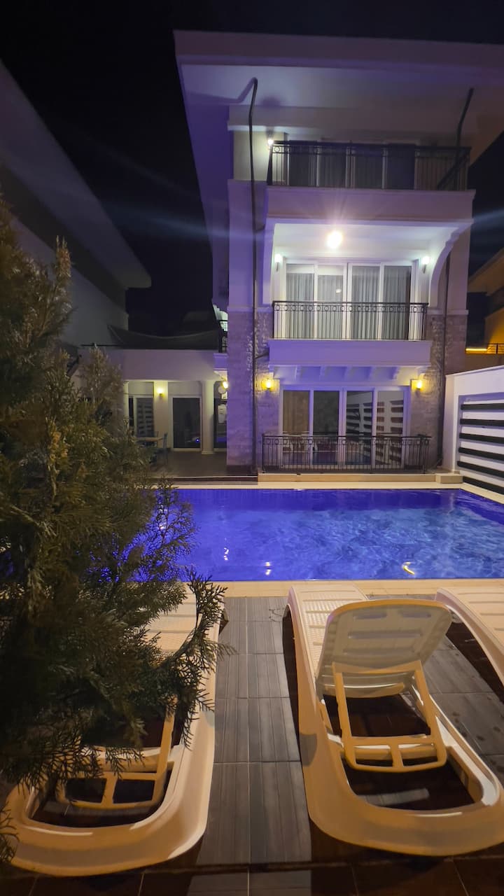 Huzur Dolu Tati̇l İÇİN - Kemer