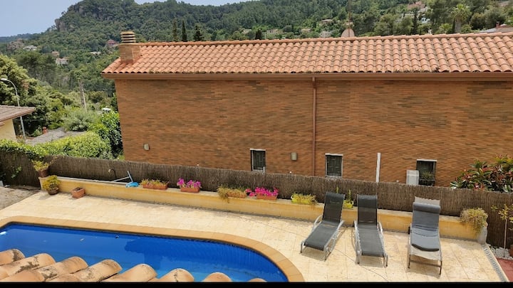 Habitación En Casa De Montaña - Gavà