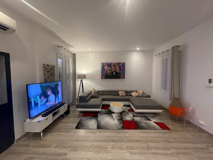 Villa 3 Chambres, Parking - Menton